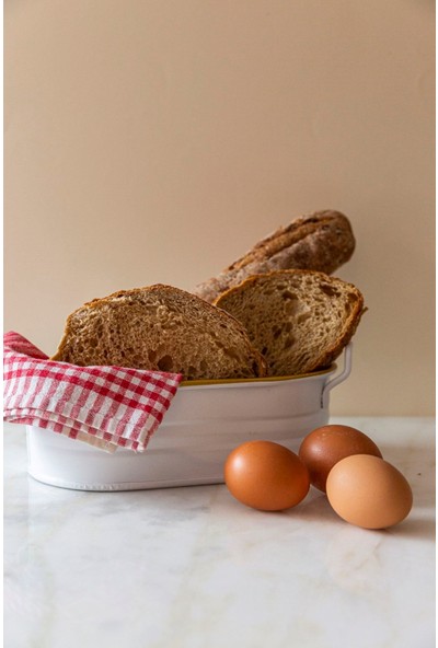 Arma House 22 cm Country Tarzı Beyaz & Altın Ekmeklik Arma House 22 cm Country Tarzı Beyaz & Altın Ekmeklik