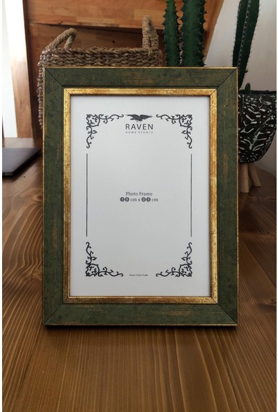 Raven Home Studio 15 x 21 cm Fotoğraf Çerçevesi Eskitme Lüx Yeşil