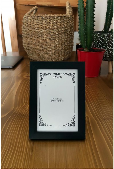 Raven Home Studio 10 x 15 cm Fotoğraf Çerçevesi Klasik Düz Gümüş Raven Home Studio 10 x 15 cm Fotoğraf Çerçevesi Klasik Düz Gümüş