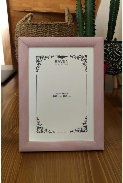 Raven Home Studio 15 x 21 cm Fotoğraf Çerçevesi Klasik Oval Pembe