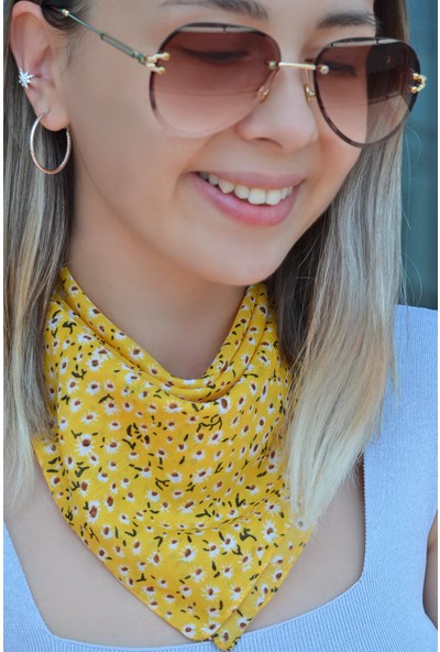 Sacce Scarves&Accessories Sarı Renkli Çiçekli Fular Bandana Sacce Scarves&Accessories Sarı Renkli Çiçekli Fular Bandana