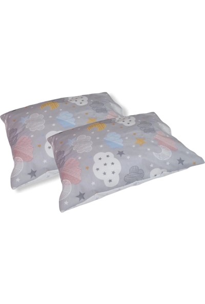 Bebek Özel Pamuklu 2'li Bebek Yastık Kılıfı (35X45 Cm) Gri Bulutlu/yıldızlı (Fermuarsız) Bebek Özel Pamuklu 2'li Bebek Yastık Kılıfı (35X45 Cm) Gri Bulutlu/yıldızlı (Fermuarsız)