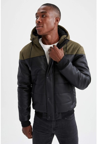 DeFacto Slim Fit Kapüşonlu Suni Deri Şişme Mont U3854AZ21AU