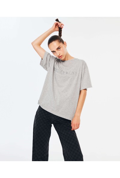 Twist Slogan Nakışlı T-Shirt