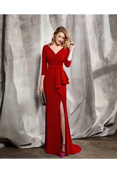 Bomestida Kadın Kırmızı Truvakar Kol V Yaka Yırtmaçlı Uzun Abiye Elbise Bomestida Kadın Kırmızı Truvakar Kol V Yaka Yırtmaçlı Uzun Abiye Elbise