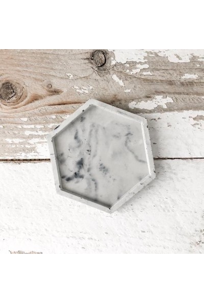 Orange Atelier Beton Altıgen Dekoratif Tabak Orange Atelier Beton Altıgen Dekoratif Tabak