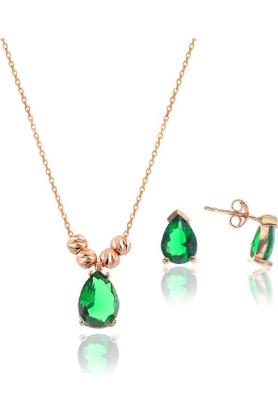 Söğütlü Silver Gümüş Rose Kök Zümrüt Taşlı Dorica Damla Kolye ve Çivi Modeli Küpe Seti Söğütlü Silver Gümüş Rose Kök Zümrüt Taşlı Dorica Damla Kolye ve Çivi Modeli Küpe Seti