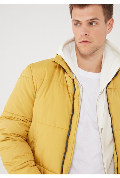 Mavi Dik Yaka Sarı Şişme Mont