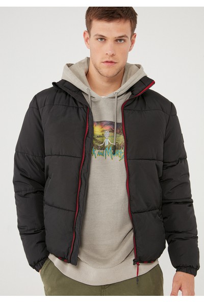 Mavi Dik Yaka Siyah Şişme Mont