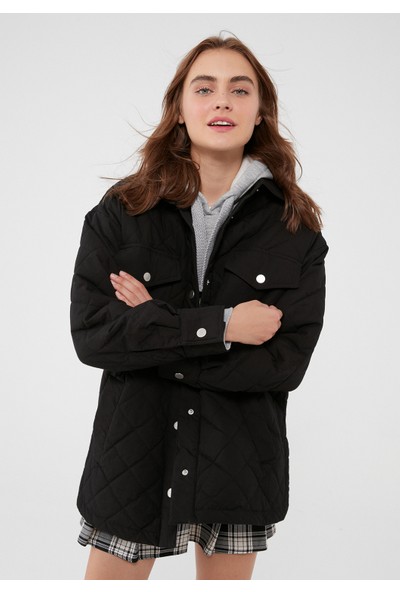 Mavi Kapitone Siyah Ceket Mavi Kapitone Siyah Ceket