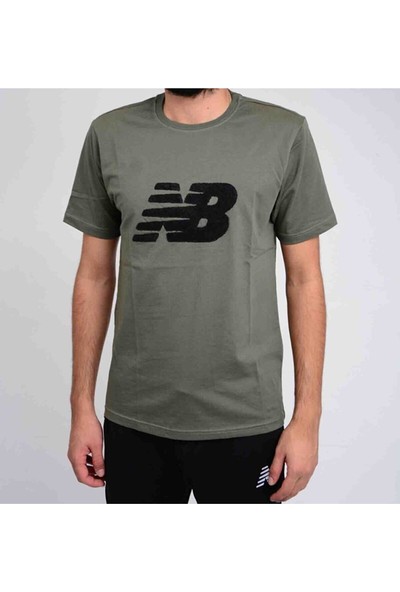 New Balance Erkek T-Shirt MPT3146-BK