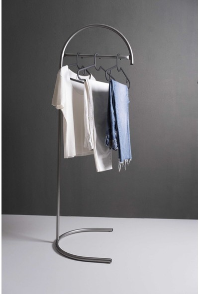 VegaDekor Metal Ayaklı Konfeksiyon Askılığı Metalik Gri Elbise Askılık Yarım Ay VegaDekor Metal Ayaklı Konfeksiyon Askılığı Metalik Gri Elbise Askılık Yarım Ay