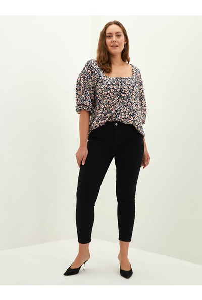 Kübra tekstil Kare Yaka Çiçek Desenli Bluz