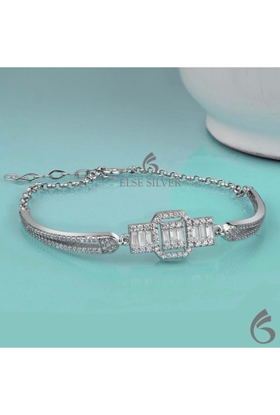 Else Silver Özel Tasarım Baget Taşlı Kelepçe Modeli Gümüş Bileklik Else Silver Özel Tasarım Baget Taşlı Kelepçe Modeli Gümüş Bileklik