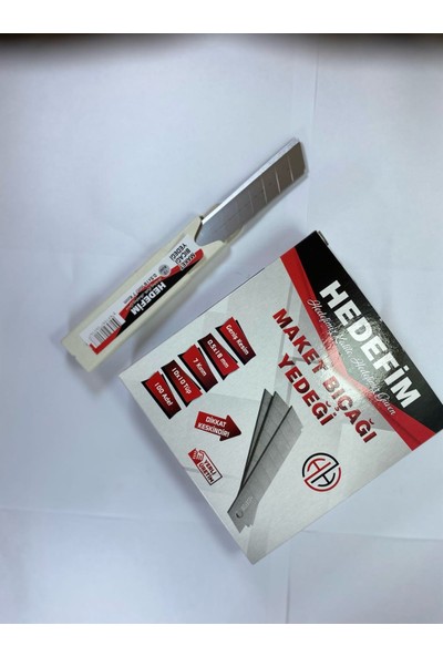 Hedef Maket Bıçağı Yedegi 100 Adet 05*18 mm Hedef Maket Bıçağı Yedegi 100 Adet 05*18 mm