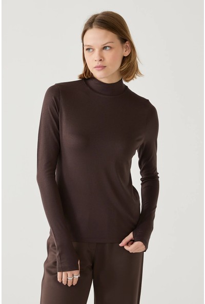 Acı Kahve Parmak Detaylı Pamuklu Bluz