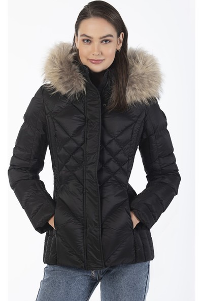 1001 Mont Kadın Siyah Uzun Çıkarılabilir Kürk Kapüşonlu Kapitone Dolgulu Su Itici Şişme Mont 8175