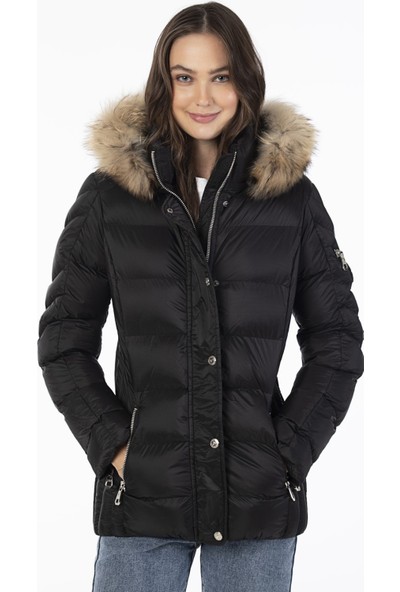 1001 Mont Kadın Siyah Uzun Çıkarılabilir Kürk Kapüşonlu Dolgulu Kol Fermuarlı Su Itici Şişme Mont 8479 1001 Mont Kadın Siyah Uzun Çıkarılabilir Kürk Kapüşonlu Dolgulu Kol Fermuarlı Su Itici Şişme Mont 8479