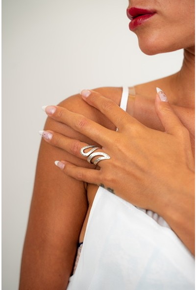 Kutcha Accessories Kadın Gümüş Kaplama Tasarım Yüzük