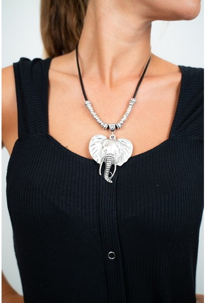 Kutcha Accessories 925 Ayar Gümüş Kaplama Fil Figürü Deri Kolye Kutcha Accessories 925 Ayar Gümüş Kaplama Fil Figürü Deri Kolye