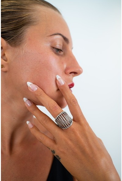 Kutcha Accessories Kadın Gümüş Kaplama Tasarım Yüzük