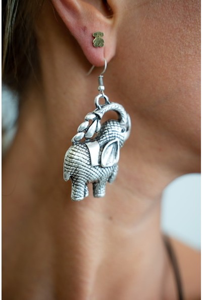Kutcha Accessories Kadın Gümüş Kaplama Fil Figürü Küpe