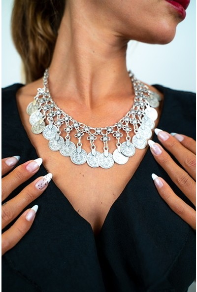 Kutcha Accessories Kadın Gümüş Kaplama Otantik Kolye