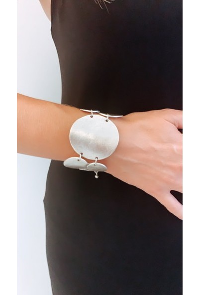 Kutcha Accessories Kadın Gümüş Kaplama Otantik Bileklik