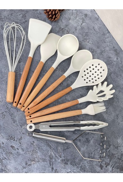 Şirin Eşyalarım 10 Parça Bambu Saplı Krem Silikon Servis Seti