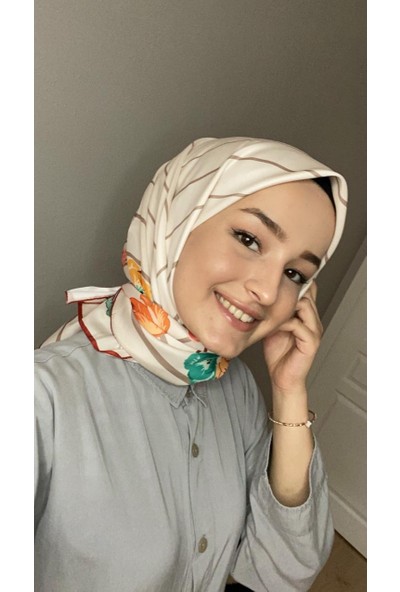 Vera Hijab Kadın Samyeli Twill Eşarp 90*90 cm Eşarp VR5151 Vera Hijab Kadın Samyeli Twill Eşarp 90*90 cm Eşarp VR5151