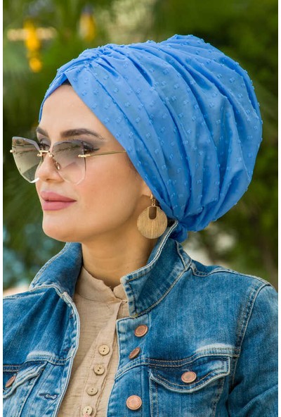 Aişe Tesettür Mavi Ponpon Tokalı Bone Aişe Tesettür Mavi Ponpon Tokalı Bone
