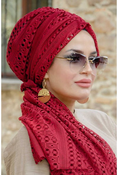 Aişe Tesettür Bordo Dantel Tokalı Bone
