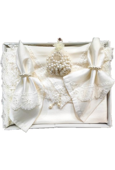 Cardea Pitikare Masa Örtüsü Takımı 12 Kişilik 26 Parça Cardea Pitikare Masa Örtüsü Takımı 12 Kişilik 26 Parça