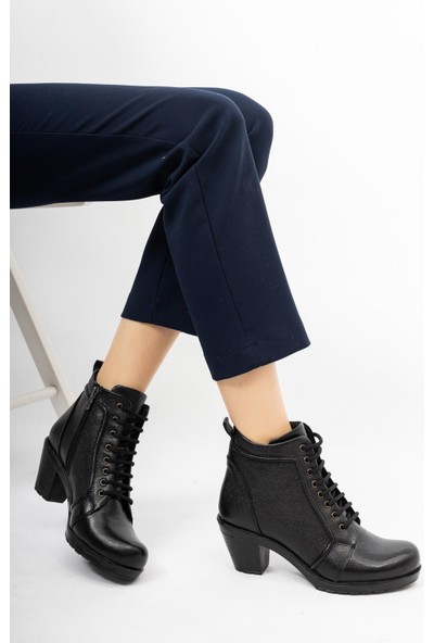 Tarçın Hakiki Deri Siyah Kadın Deri Bot TRC137-0868