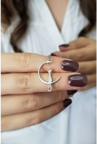 Parmas Design Kadın Kedi ve Hilal Tasarım 925 Ayar Gümüş Kolye