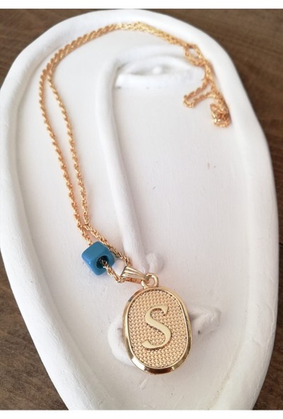 Kuzey Işıkları Kadın Gold Oval Plaka S Harfi Mavi Boncuklu Burgu Kolye