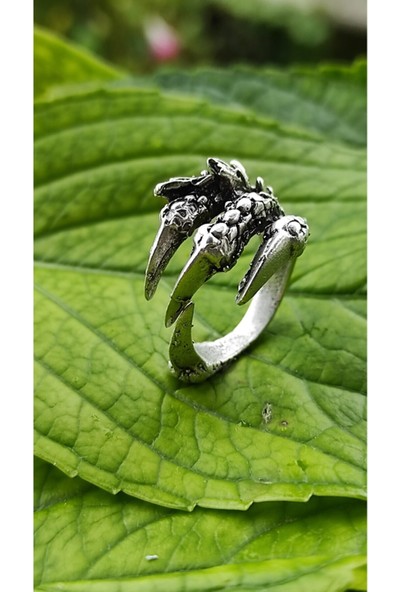 Therapy Aksesuar Tüylü Pençe Figürlü Gümüş Kaplama Yüzük