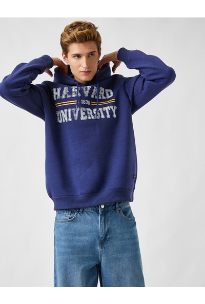 Koton Harvard Kapşonlu Sweatshirt Lisanslı Baskılı Koton Harvard Kapşonlu Sweatshirt Lisanslı Baskılı