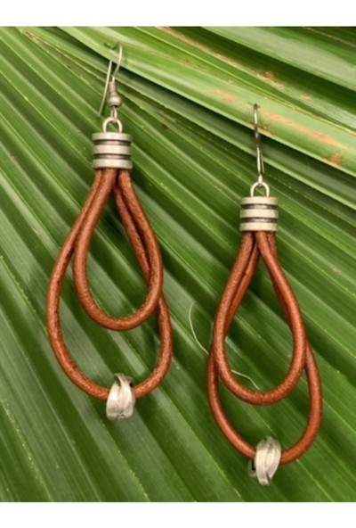 Kutcha Accessories Kadın Hakiki Taba Rengideri Gümüş Kaplama Tasarım Küpe Kutcha Accessories Kadın Hakiki Taba Rengideri Gümüş Kaplama Tasarım Küpe
