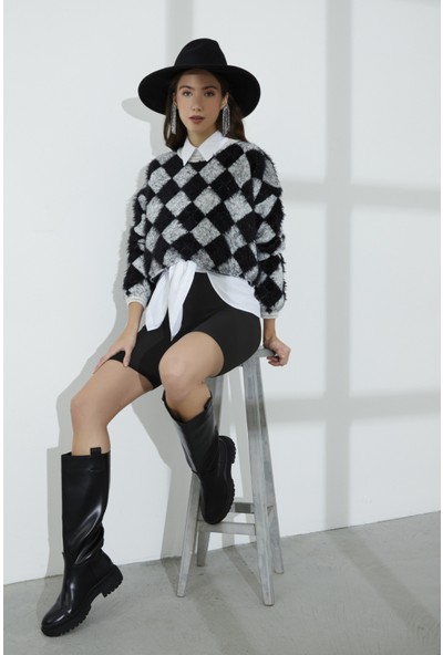 Sherin Kadın Siyah Yumuşak Dokulu Bisiklet Yaka Baklava Desen Oversize Triko Kazak SWK4238Sİ