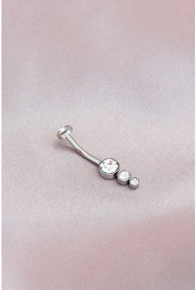 Kırmızı Papyon Gümüş Renk Zirkon Taşlı Yolu Model 316L Cerrahi Çelik Piercing Kırmızı Papyon Gümüş Renk Zirkon Taşlı Yolu Model 316L Cerrahi Çelik Piercing