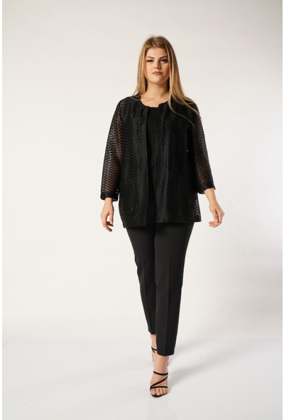 Nelly Kadın Büyük Beden Dantelli Uzun Kol Siyah Ceket