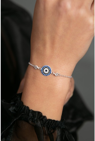 Elika Silver Kadın Rodyumlu Nazar Model 925 Ayar Gümüş Bileklik Elika Silver Kadın Rodyumlu Nazar Model 925 Ayar Gümüş Bileklik