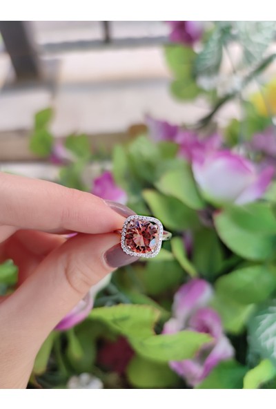 Güler Yüzlü Silver Sultanit Taşlı Gümüş Yüzük G9606 Güler Yüzlü Silver Sultanit Taşlı Gümüş Yüzük G9606