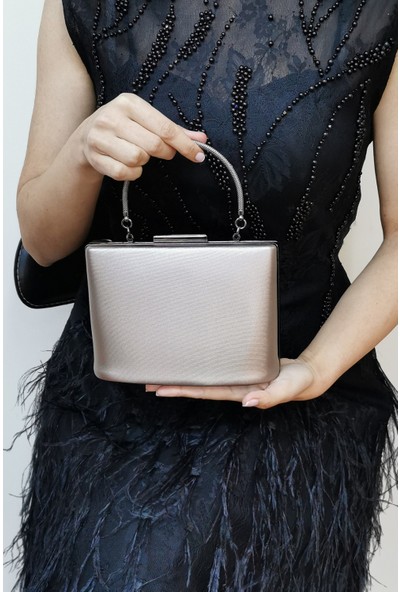 Nazart Kadın Kumaş Platin Abiye Clutch Portföy Kadın Gece Çantası Nazart Kadın Kumaş Platin Abiye Clutch Portföy Kadın Gece Çantası