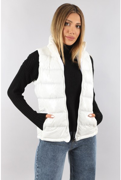 Arlin Kadın Şişme Parlak Fermuarlı Cepli Beyaz Yelek