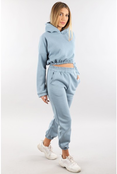 Arlin Kadın Crop Bel Büzgülü Kapşonlu Cepli Alt Paça Lastik Tam Kalıp Mavi Takım Arlin Kadın Crop Bel Büzgülü Kapşonlu Cepli Alt Paça Lastik Tam Kalıp Mavi Takım