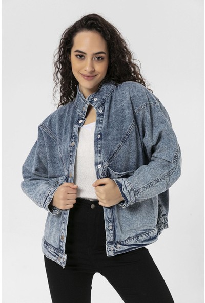 Şimal Kadın Hakim Yaka Çıtçıt Kapamalı Torba Cep Kot Ceket