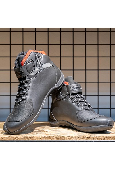 Duratech 23 Milano Mevsimlik Kısa Korumalı Bot