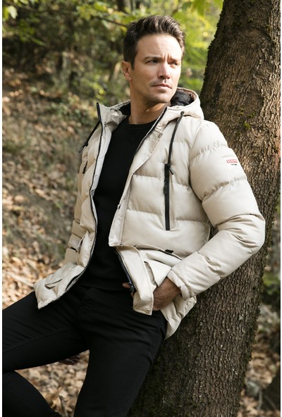 Buratti Slim Fit Kapüşonlu Cepli % 100 Pamuk Mont Erkek MONT 5712069 Buratti Slim Fit Kapüşonlu Cepli % 100 Pamuk Mont Erkek MONT 5712069